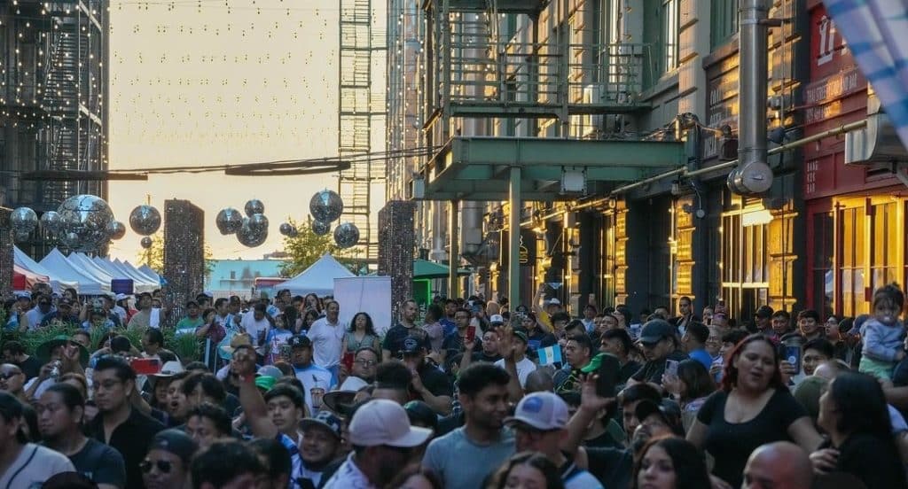 El secreto del éxito de las giras de artistas guatemaltecos en Estados ...