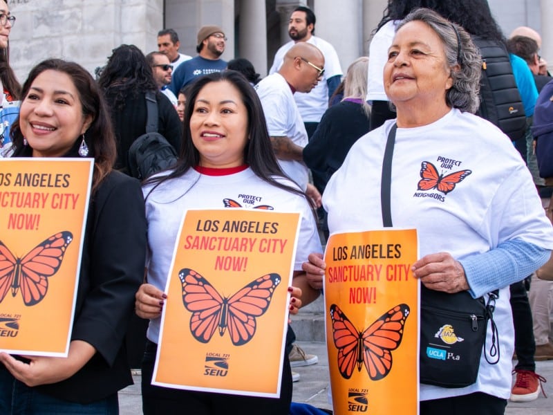 Cómo saber si hay redadas de ICE cerca: usa el mapa de People Over ...